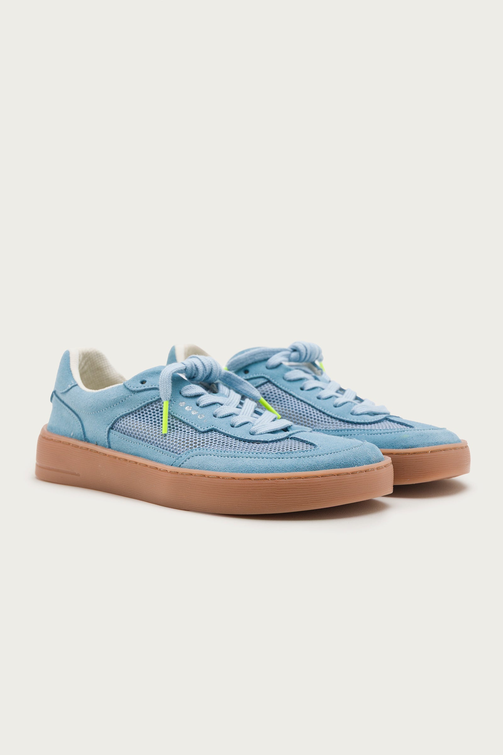 dada. BRAND | BAREFOOT SNEAKERS